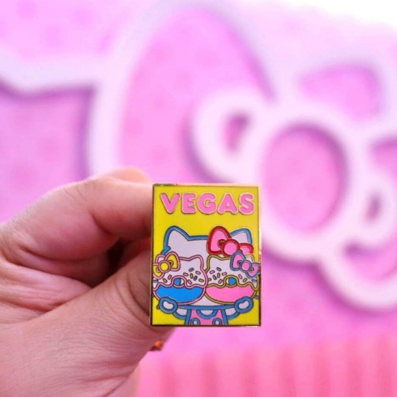 Hello Kitty | Jewelry | Hello Kitty Cafe Las Vegas Exclusive Enamel Pin ...